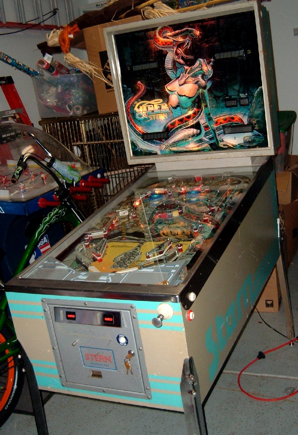 Stern Viper pinball machine - collector buying