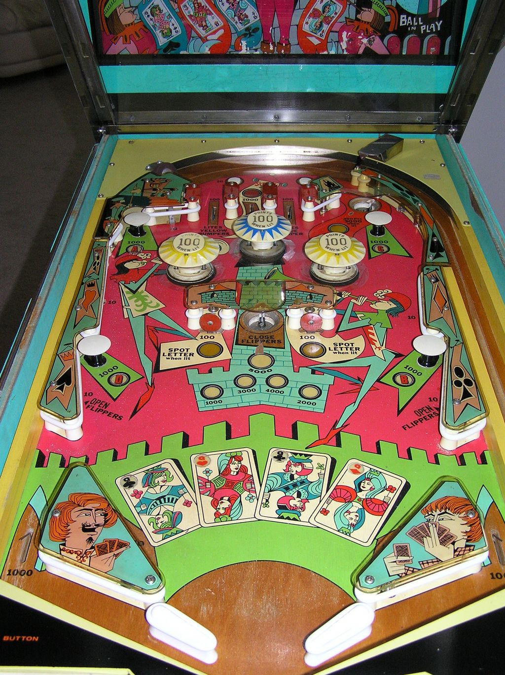 Bally 4 Queens pinball machine 1970 USA coin operated arcade pinball game